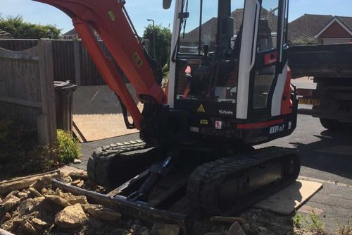 Mini Digger Hire Newhaven | P&D Driveways