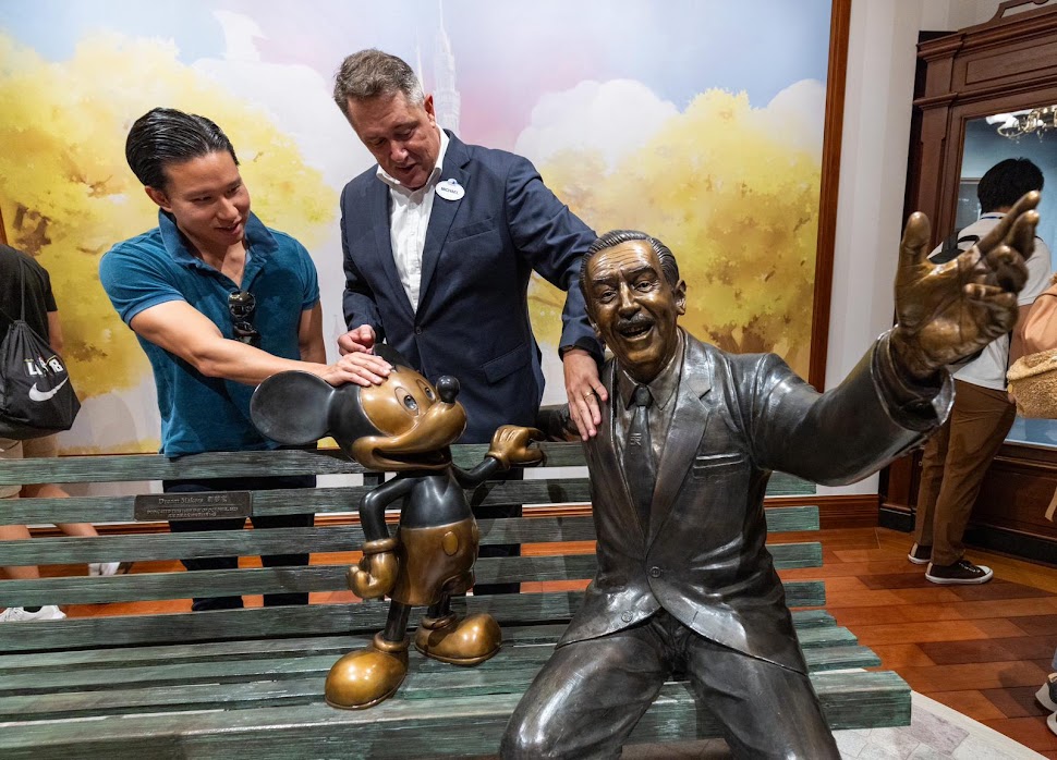 Disney Behind-the-scene Tour - Melo Blog