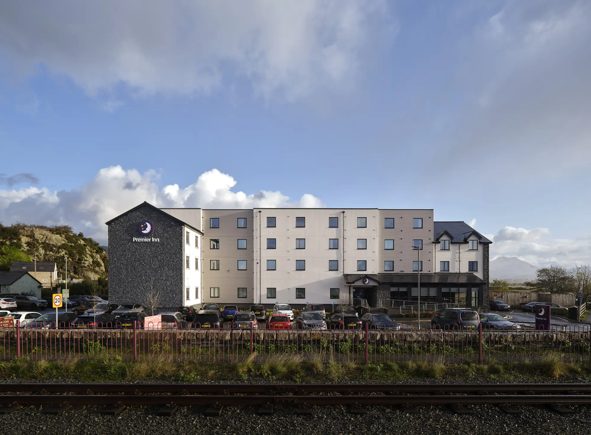 Premier Inn - Porthmadog - C4 Projects