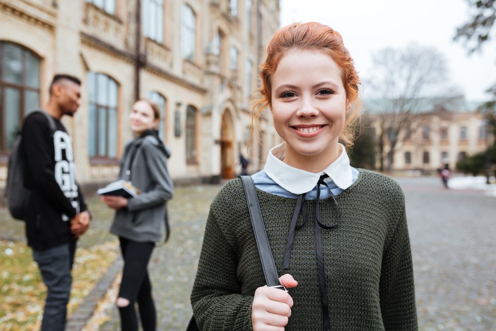 Panduan Menulis CV Menggunakan Templat Estonia