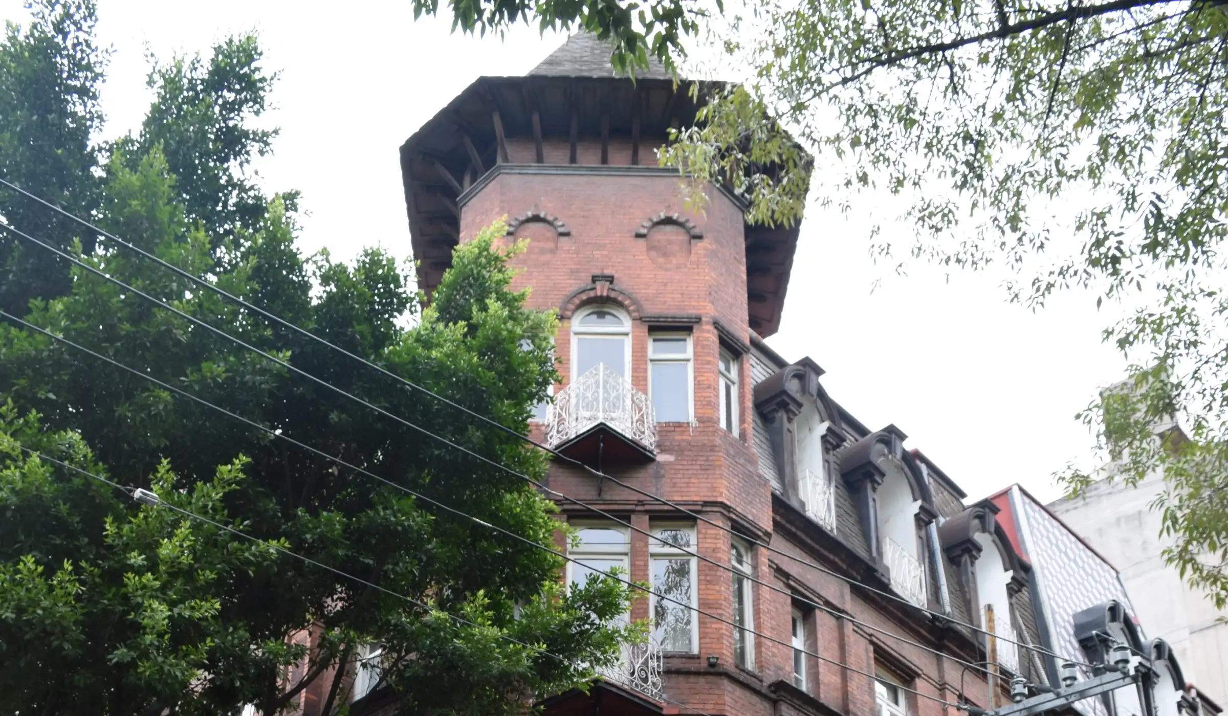 La Casa de las Brujas en la Colonia Roma | Colima 71