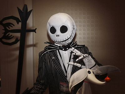 Exploring The 10 Iconic Christmas Characters | Esstart