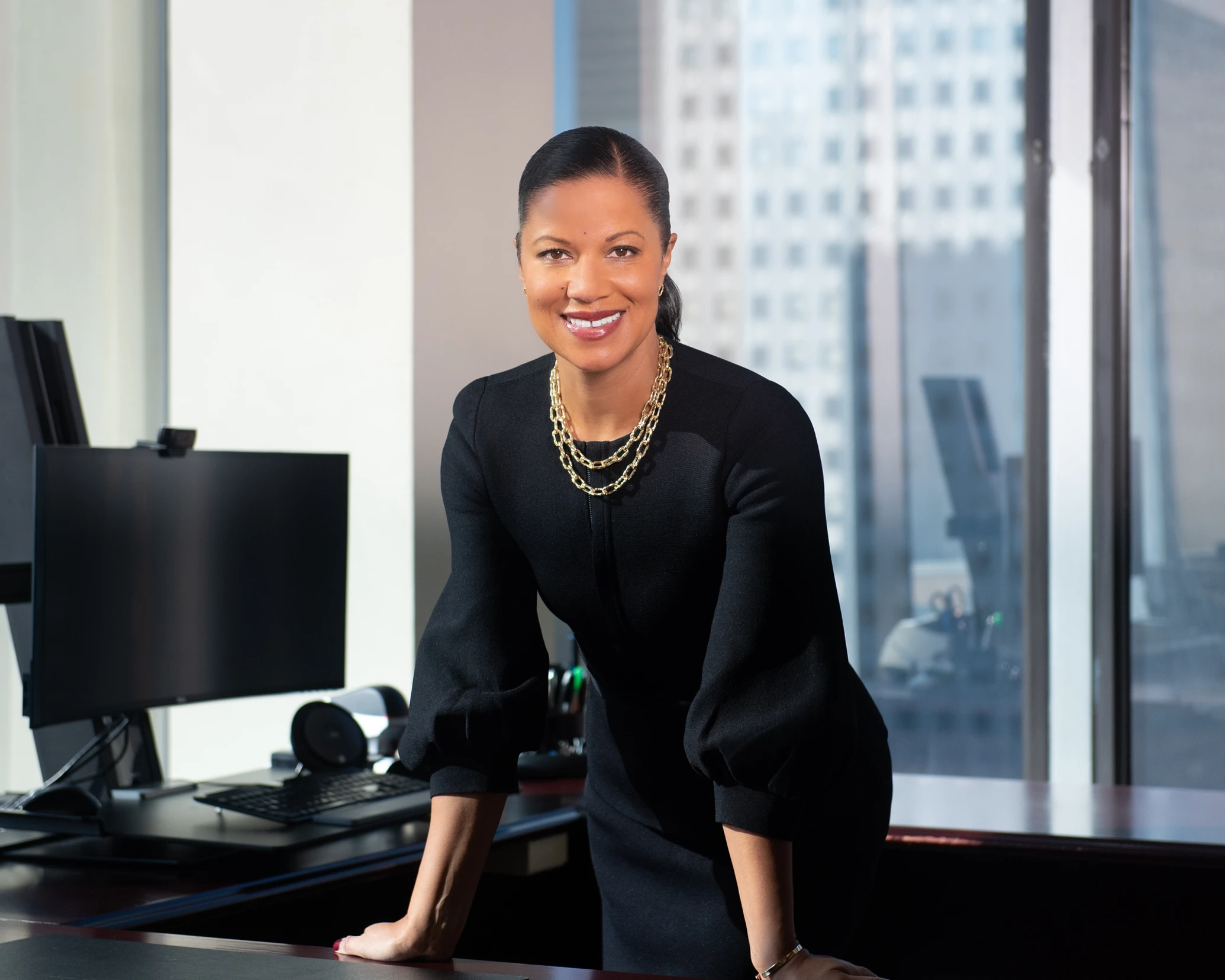 Yolanda Lyle, Chief of Staff to the Chairman and CEO at Pfizer, On ...