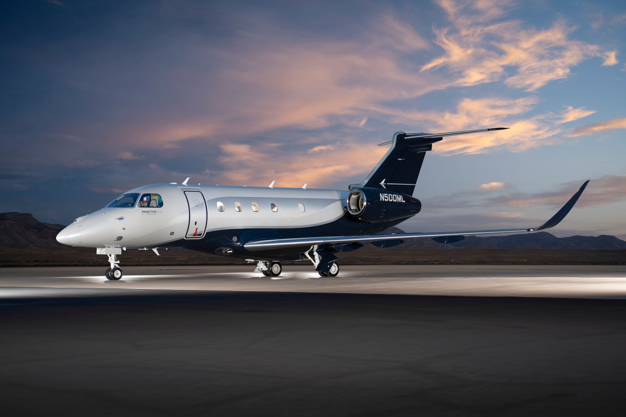 Light vs. Midsize Private Jets: A Comprehensive Comparison | SOLJETS