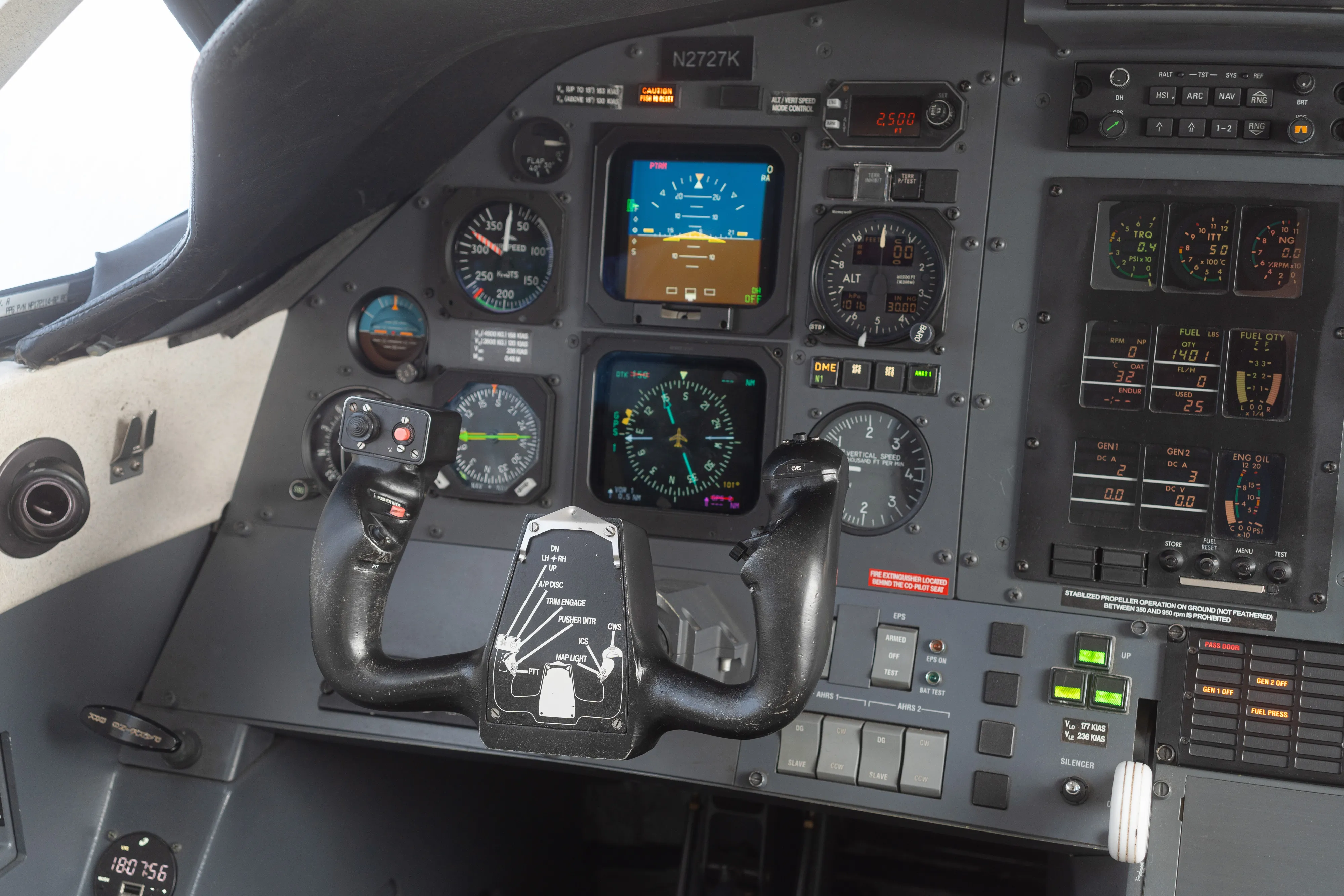 Pilatus PC-12/45 - N2727K | SOLJETS
