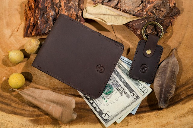 15 Creative Bank Giveaway Ideas For Customers, Employees & More (2024)