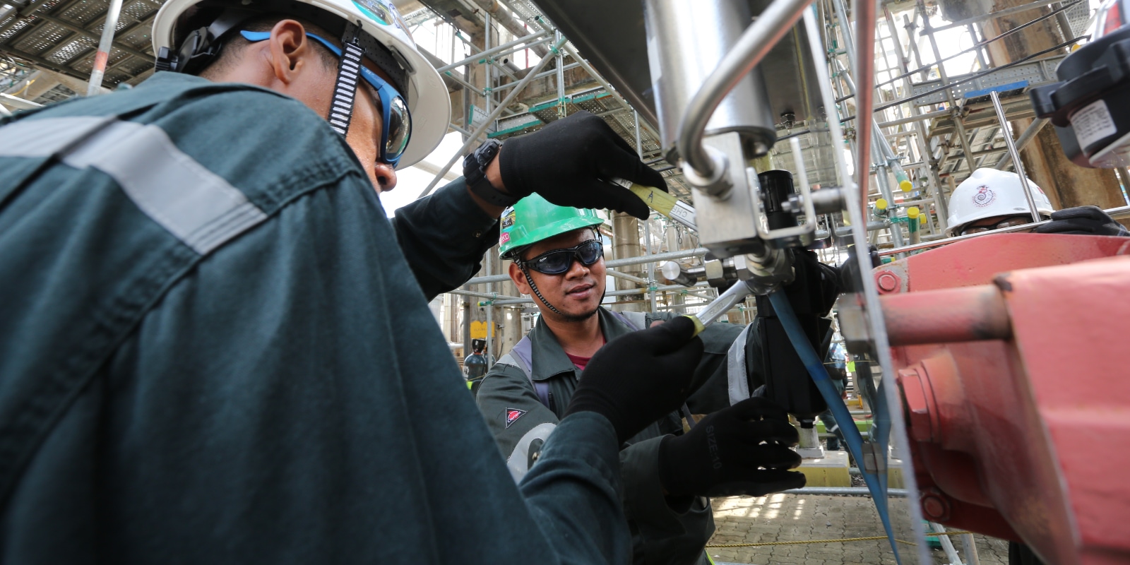 Plant Maintenance & Catalyst Handling Services - DIALOG Group Berhad