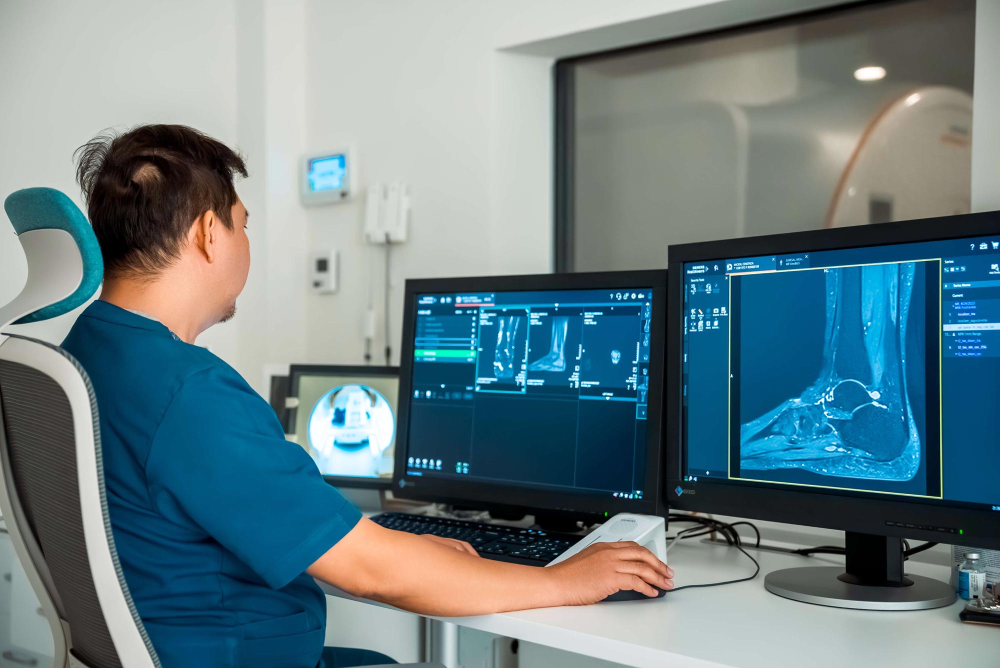 Doctors | NEOM Hospital