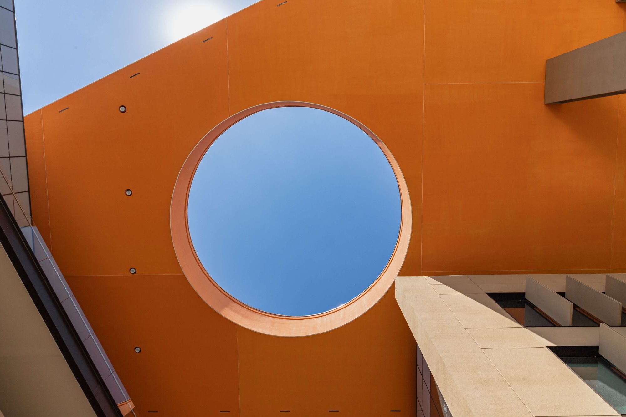 Fratta Center Sonata