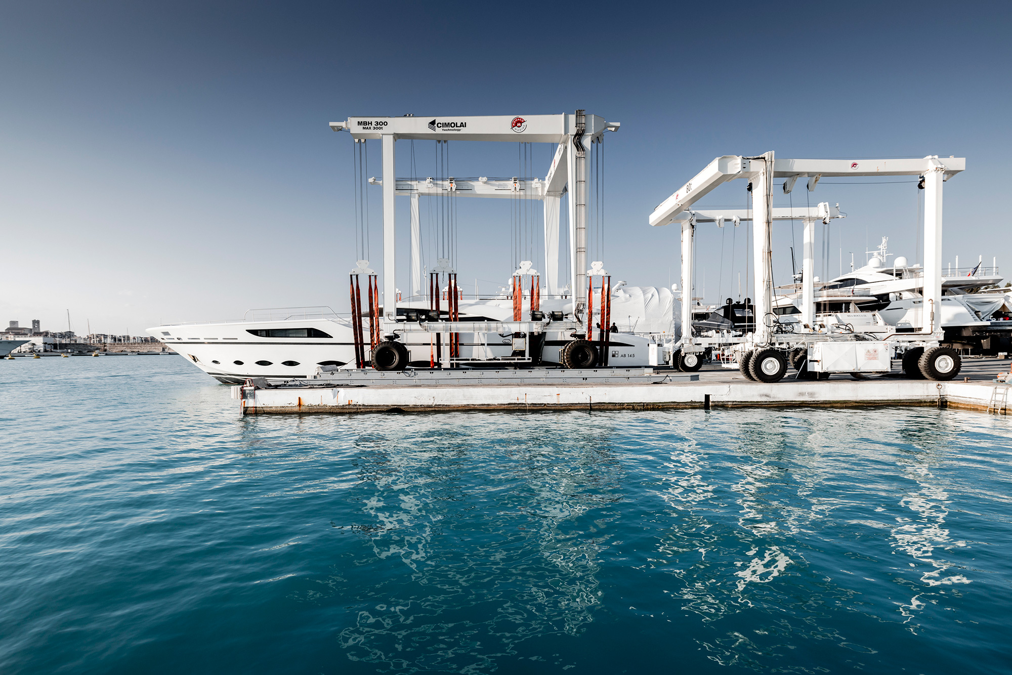 Travel Lift | Yacht Lift | Monaco Marine