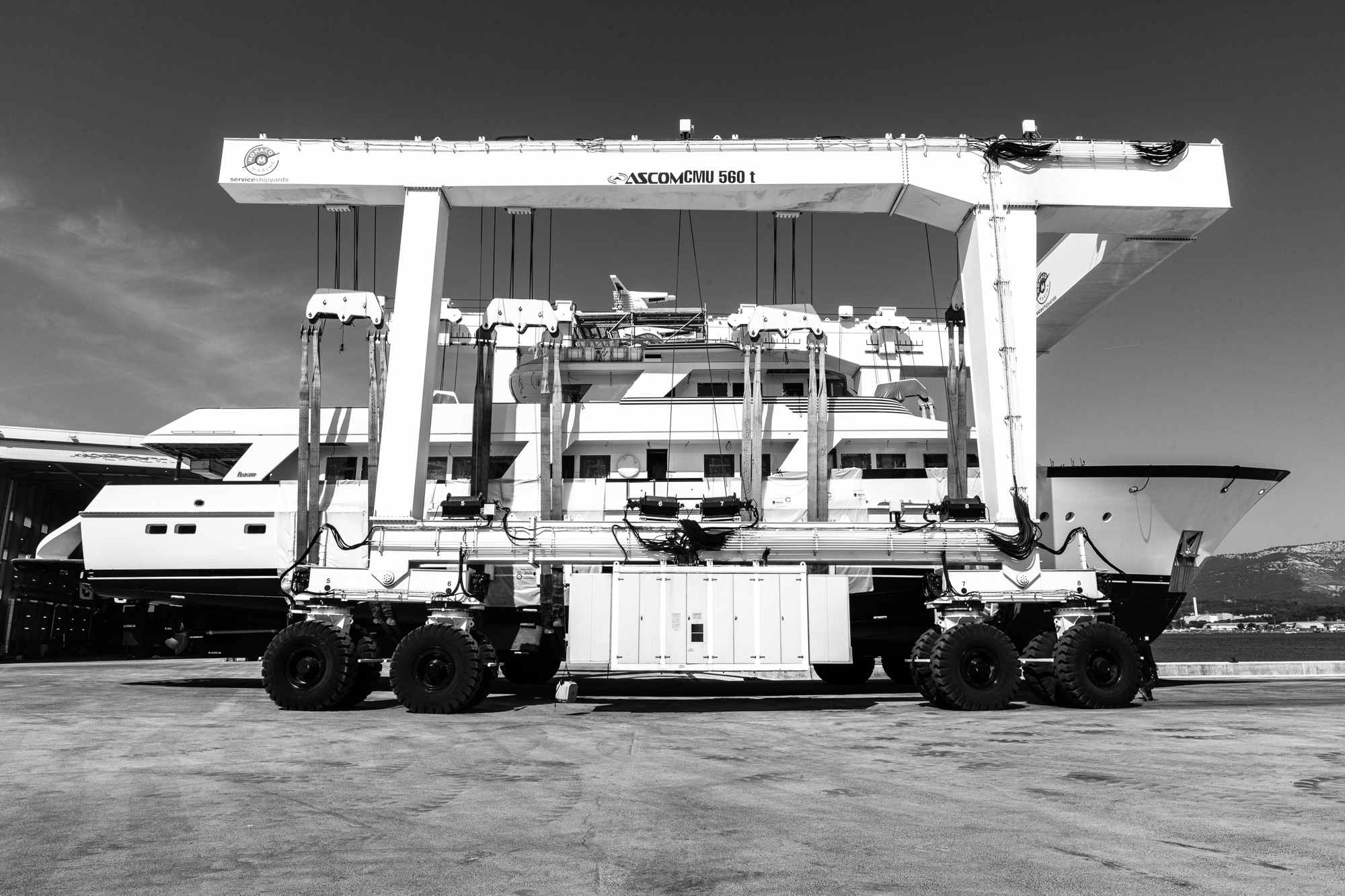 Travel Lift | Yacht Lift | Monaco Marine