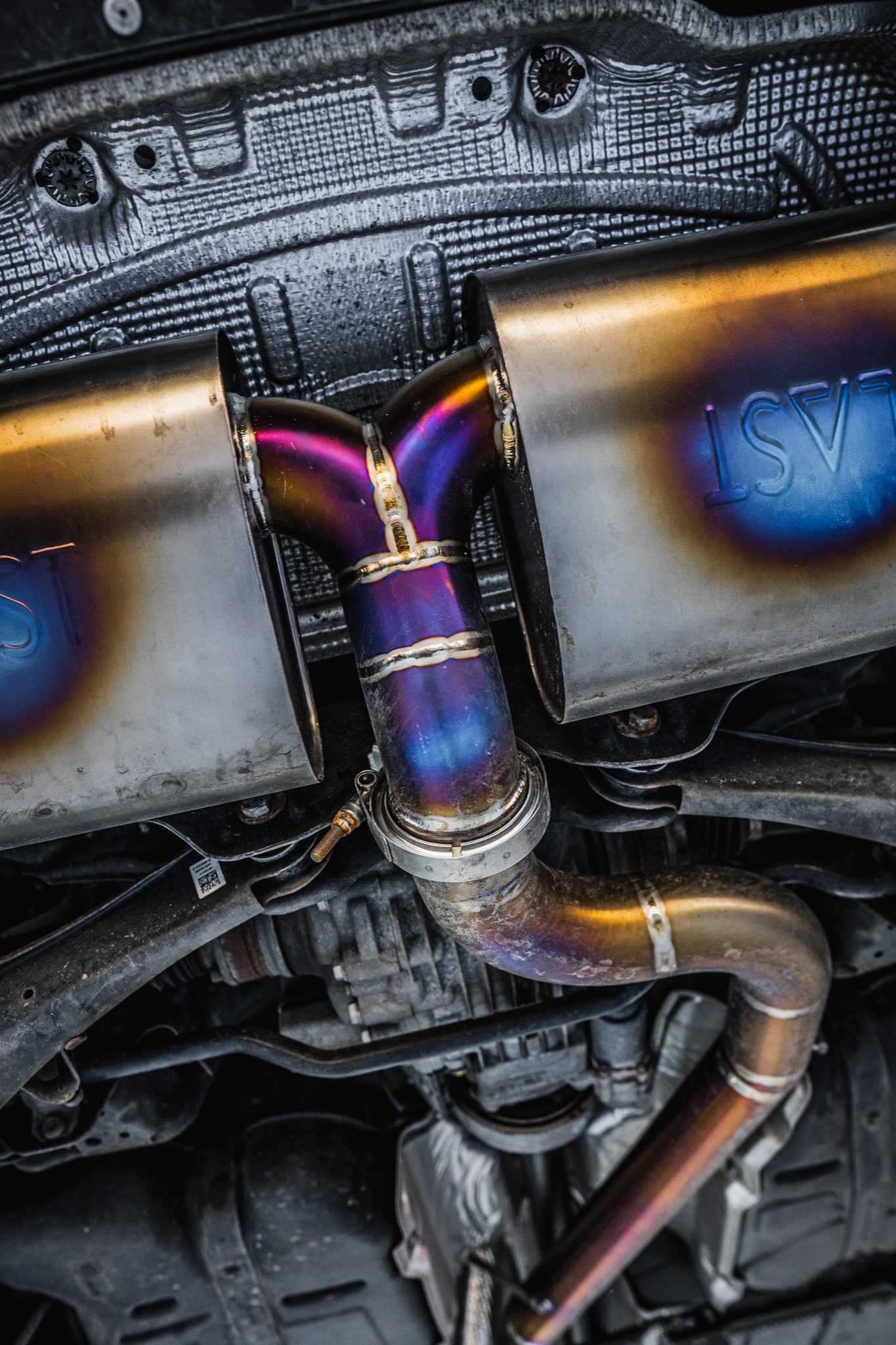 Titanium klepuitlaat vanaf RVS downpipe - Volkswagen Golf R