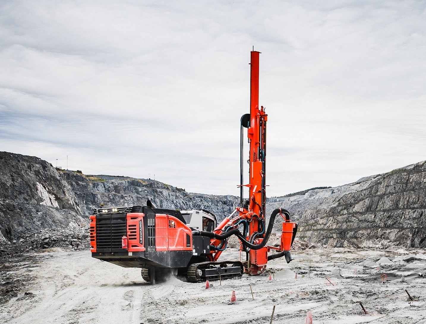 velroq.com: the first B2B ecommerce platform for high-tech drill parts - SparkOptimus