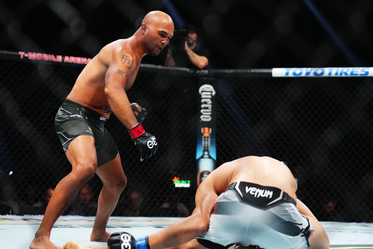 KCFC’S ROBBIE LAWLER THROWS HIS LAST PUNCH; MEET KCFC’S ‘PHENOM,’ EVAN ...