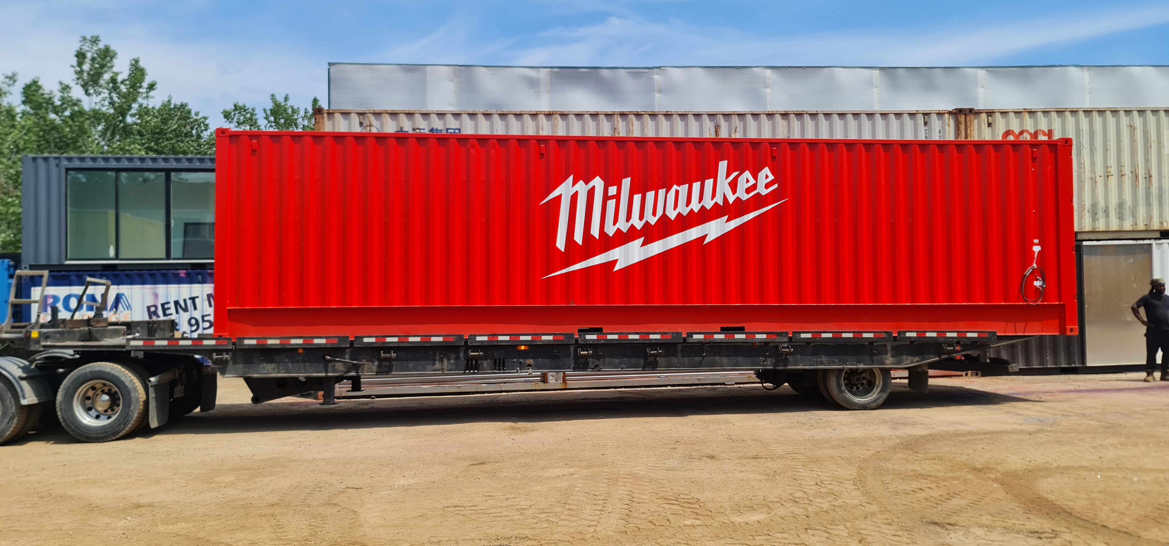 Marketing Container builds | Milwaukee Tool