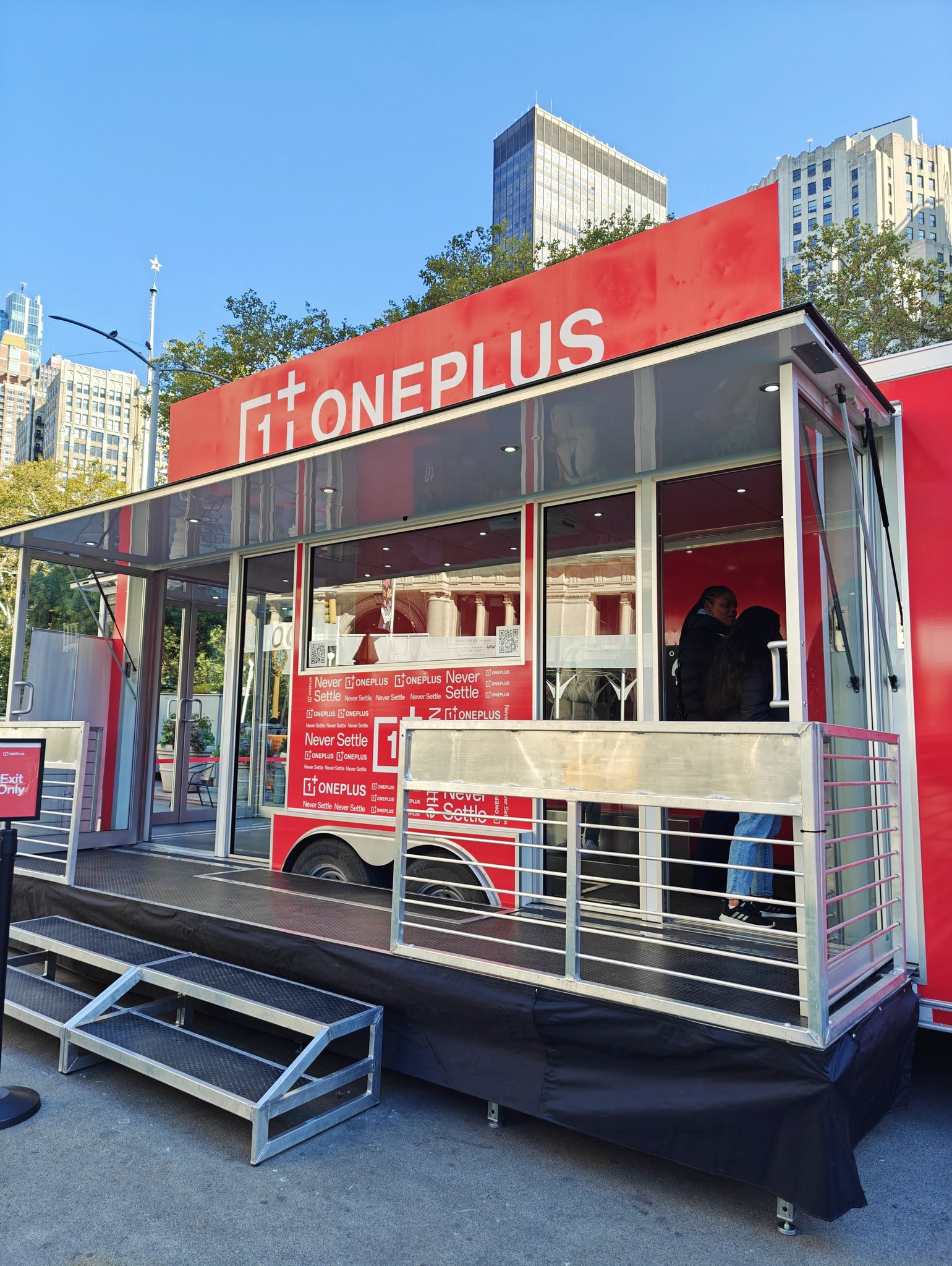 Marketing Container builds | OnePlus Trailer Activation