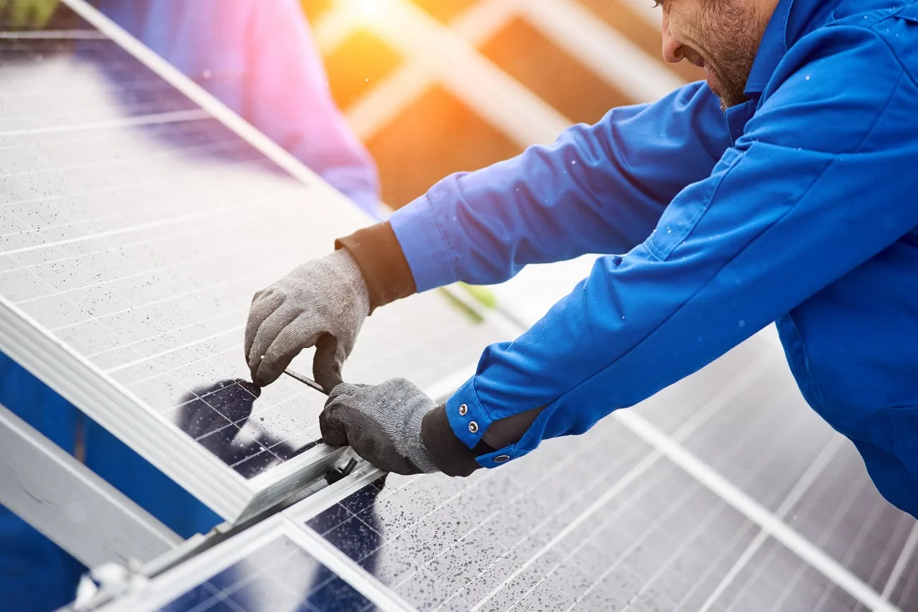 Optimizing Solar Panel Performance: Calculating the Best Angle and ...