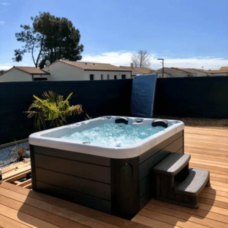 Giovanni Riboli - Marque de spas, spas de nage et jacuzzi