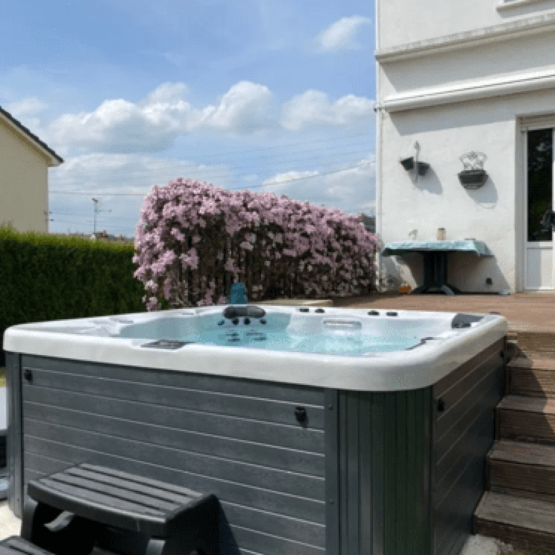 Giovanni Riboli - Marque de spas, spas de nage et jacuzzi