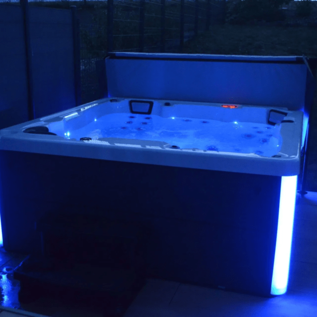 Giovanni Riboli - Marque de spas, spas de nage et jacuzzi