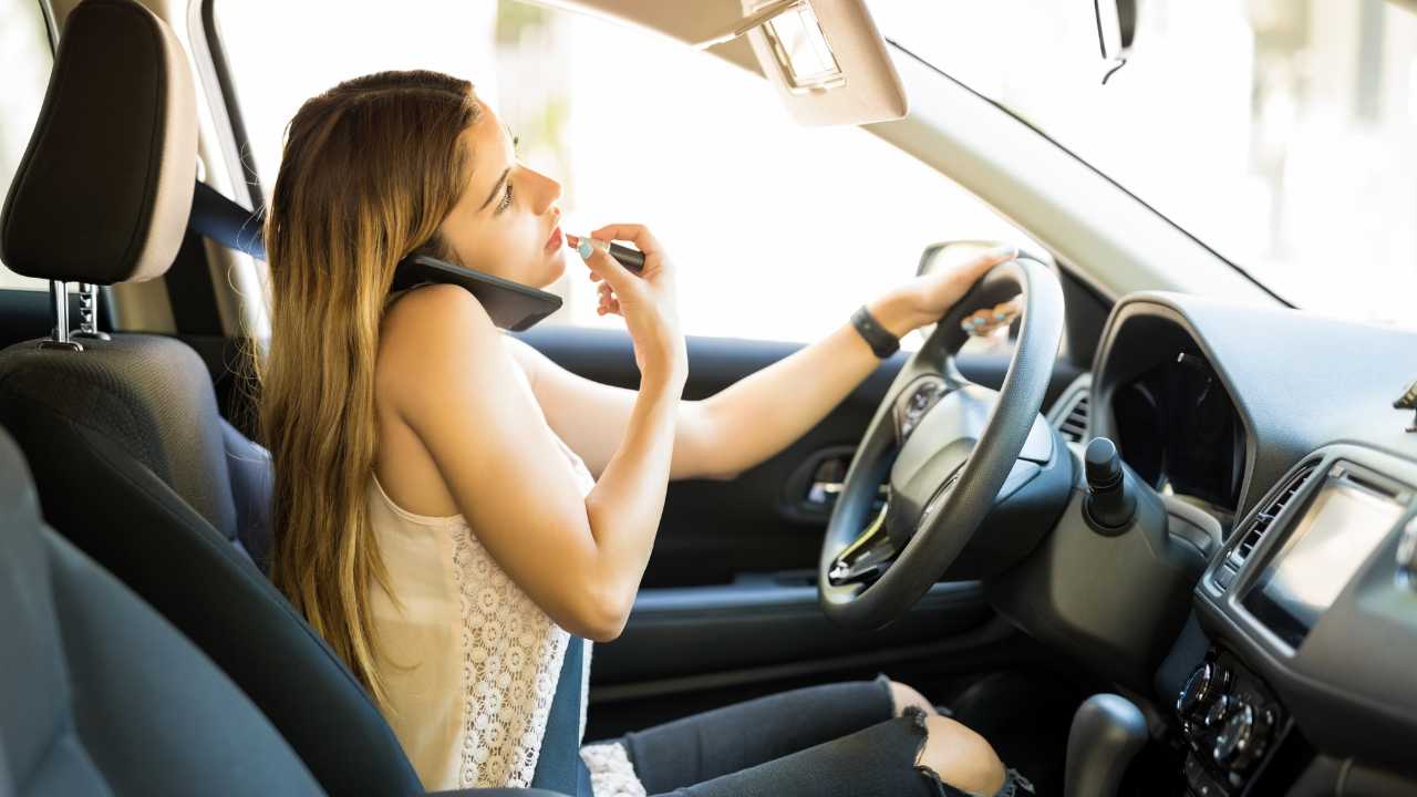 What Are The Three Types Of Distractions That Affect Drivers?