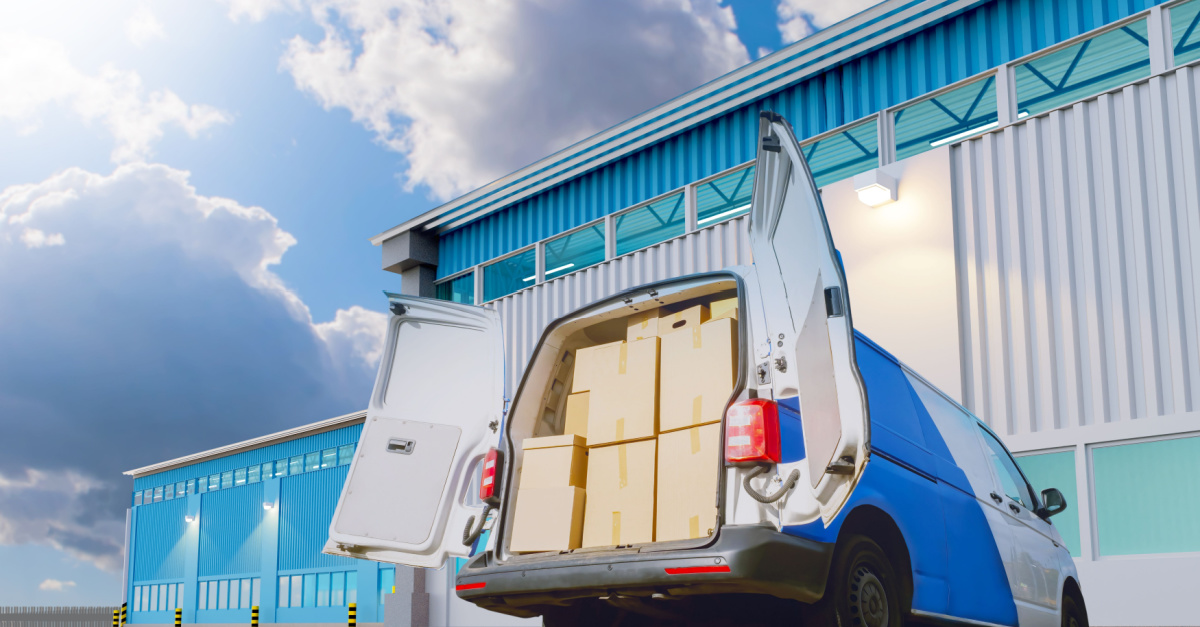 Scalable Last Mile Delivery Services for Peak Retail Seasons