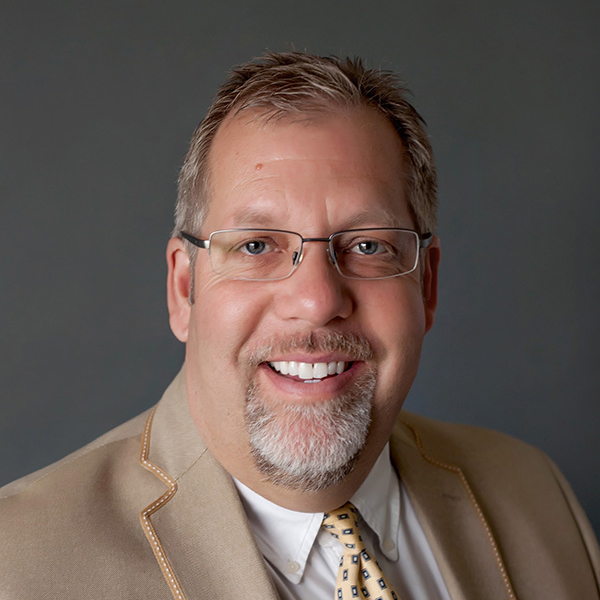 About Us | Meet the Lindow Team | Lindow Insurance