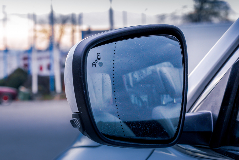 Collision Avoidance Systems: What to Know | Lindow Insurance