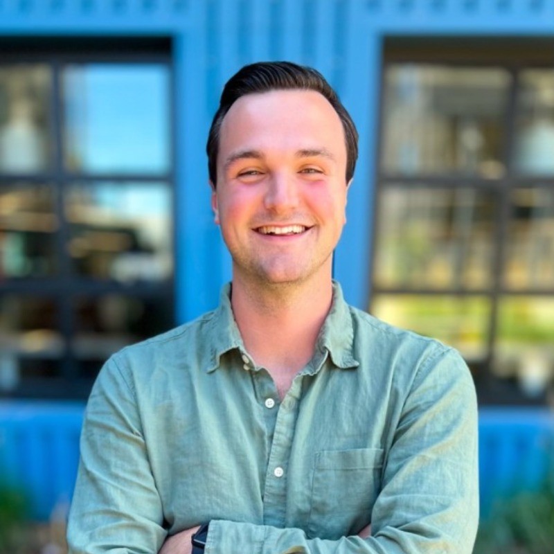 Champify - Track Job Changes