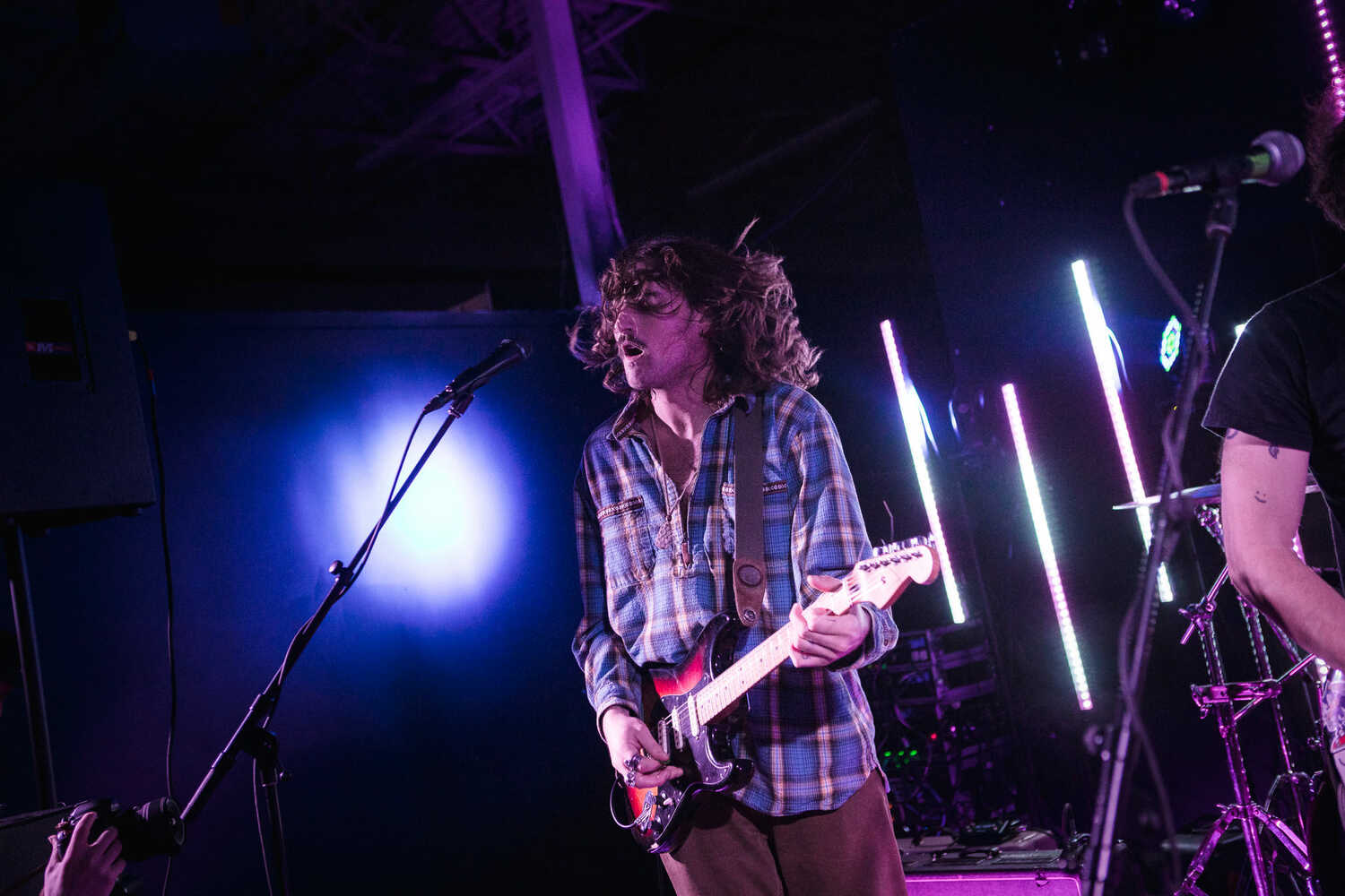 The Quins w/ Mini Yellow Witches + Chase Stebbins and The Only Known at ...