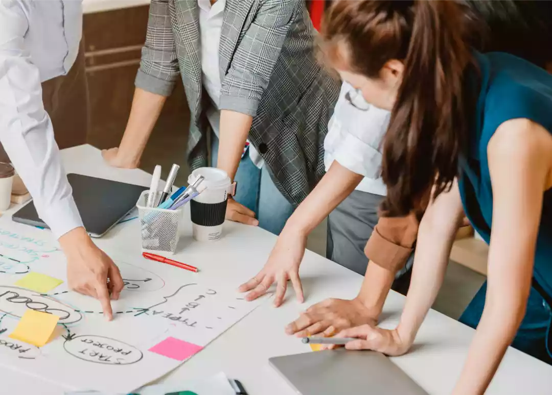 Stratégies de Marketing Digital : SEO, SEM, SMM & IA