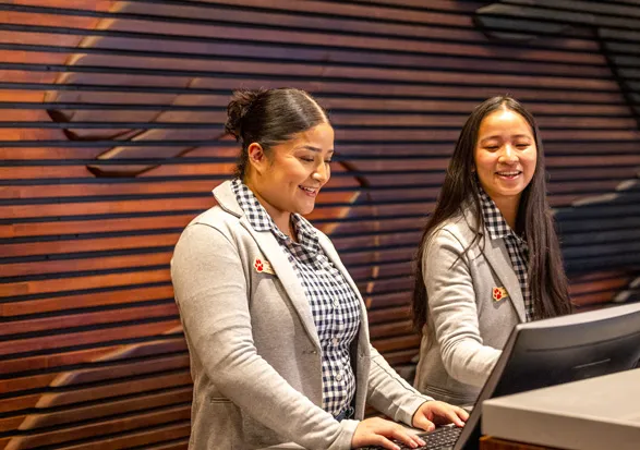 Working at Great Wolf Resorts | Jobs & Careers | Great Wolf Lodge