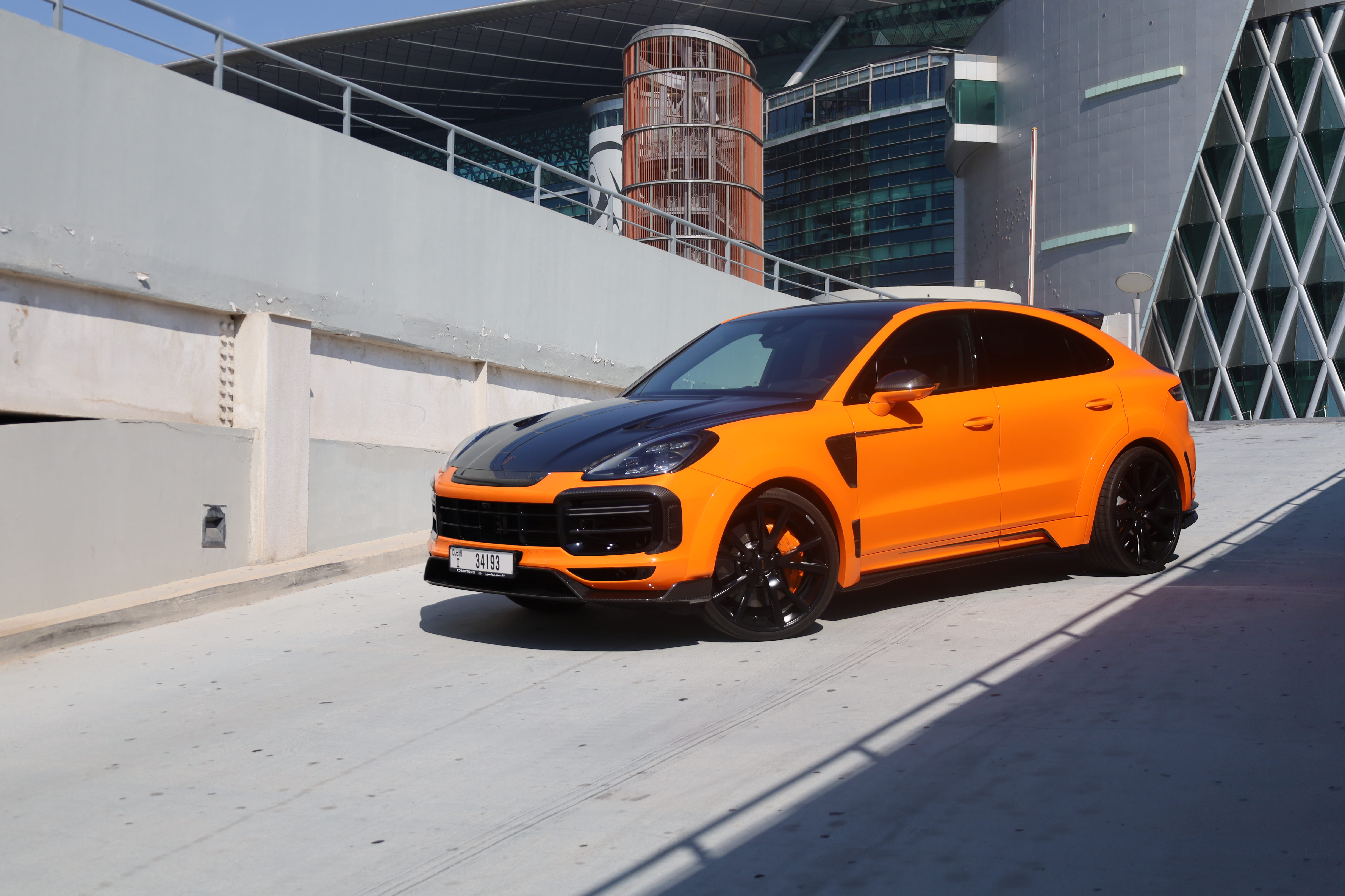 porsche-cayenne-turbo-mansory-rental-in-dubai