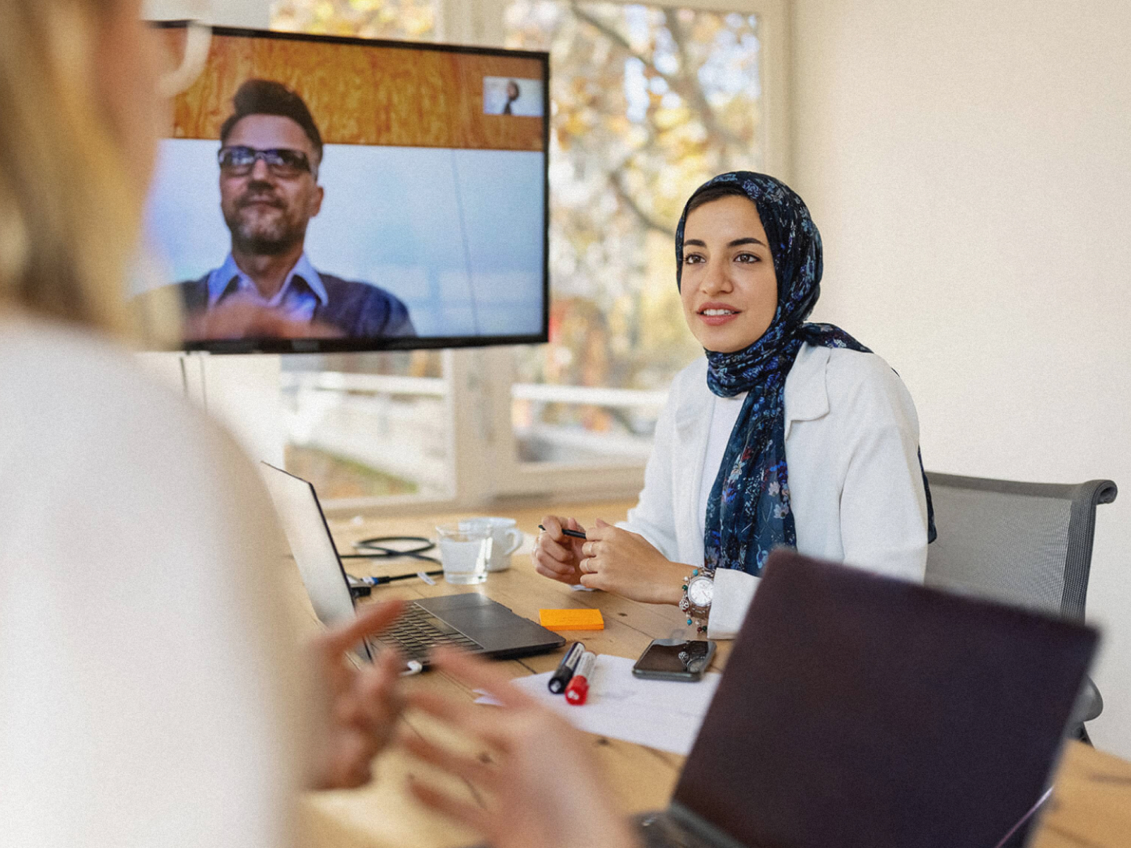 Improving your hybrid office through tech and design | Mapiq