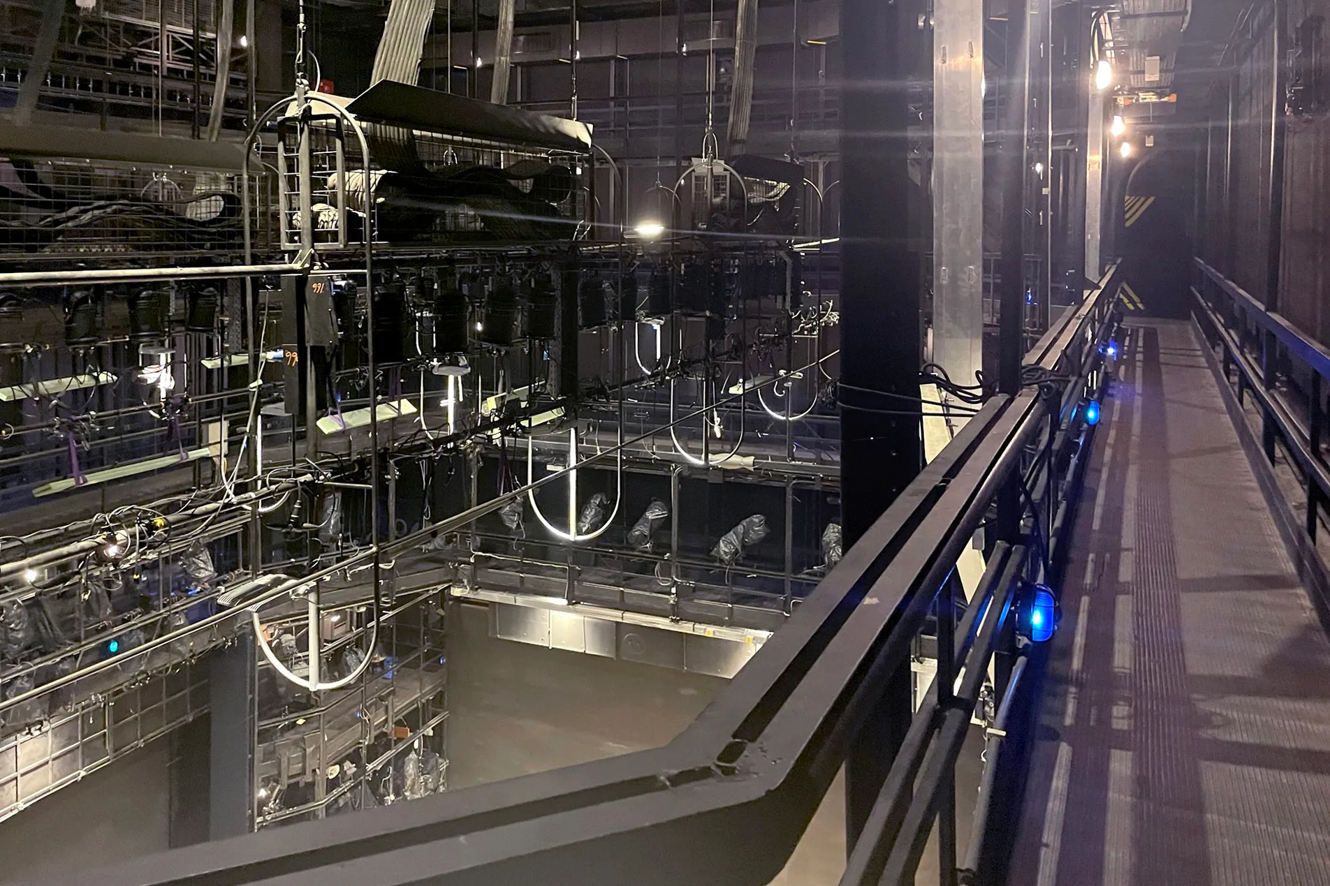 SCALA stage systems & services GmbH | National Theatre