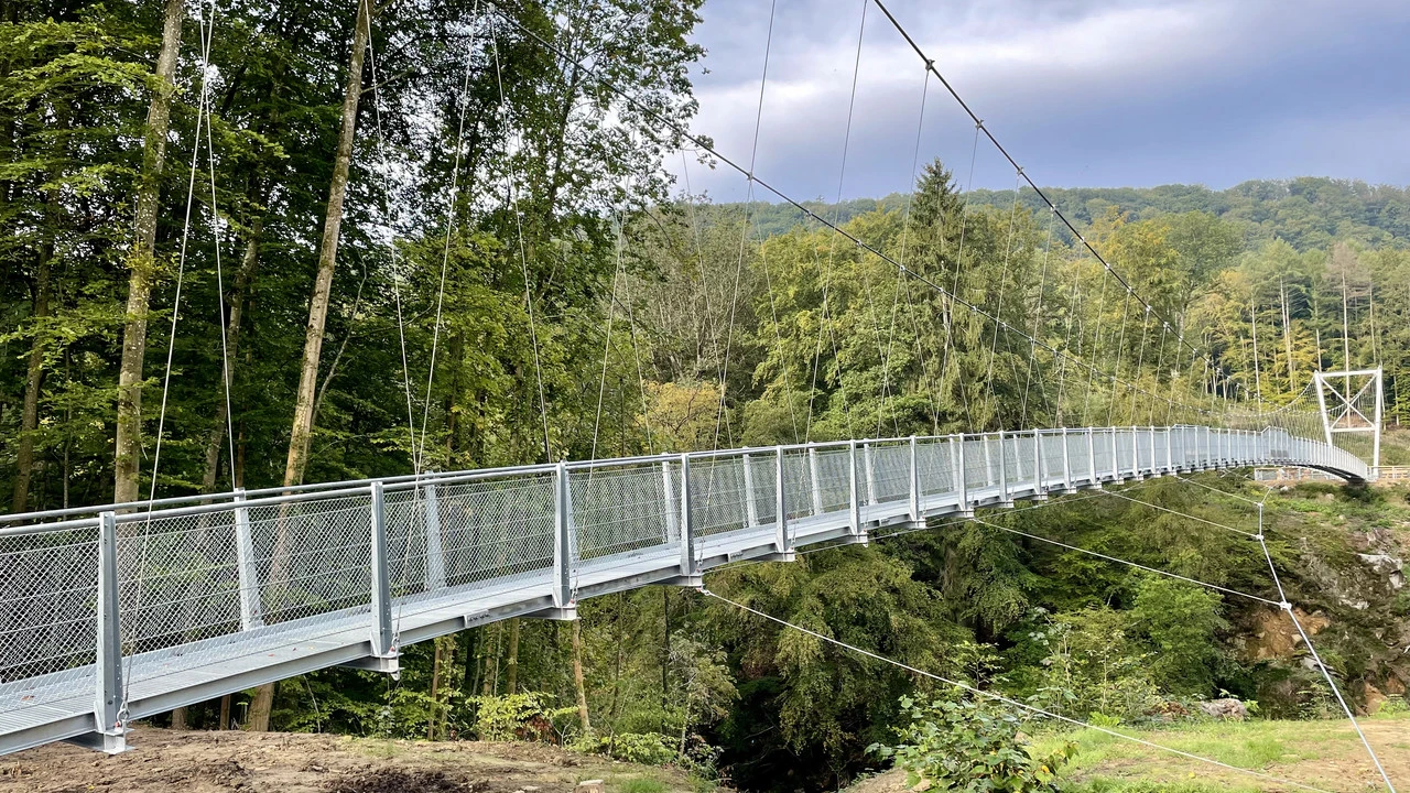 Hängebrücke Irreler Wasserfälle | Sehenswurdigkeit in der Nähe von ...