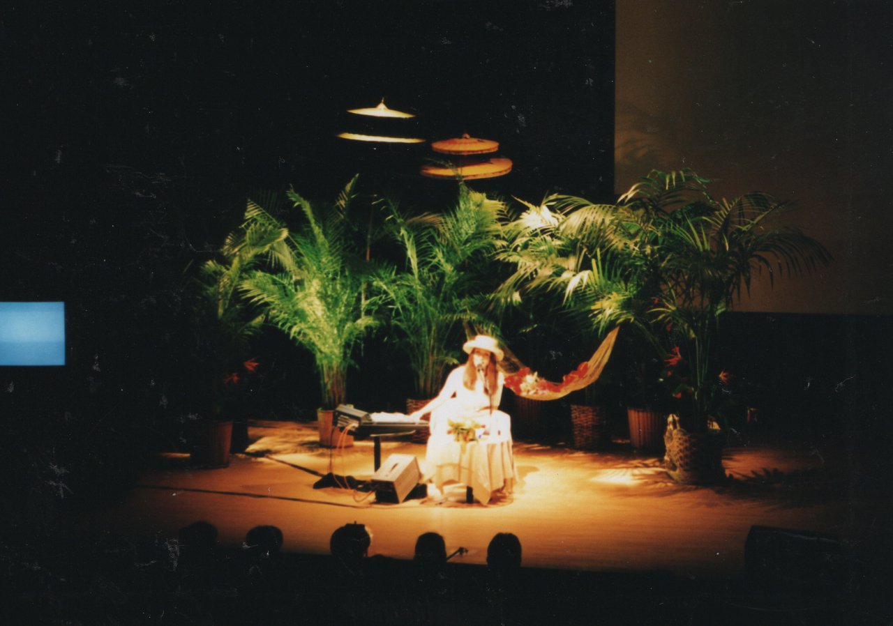 SANDIIトーク・コンサート『アジアの歌姫たち』同時上映『上海バンスキング』｜七ヶ浜国際村開館30周年記念特設サイト