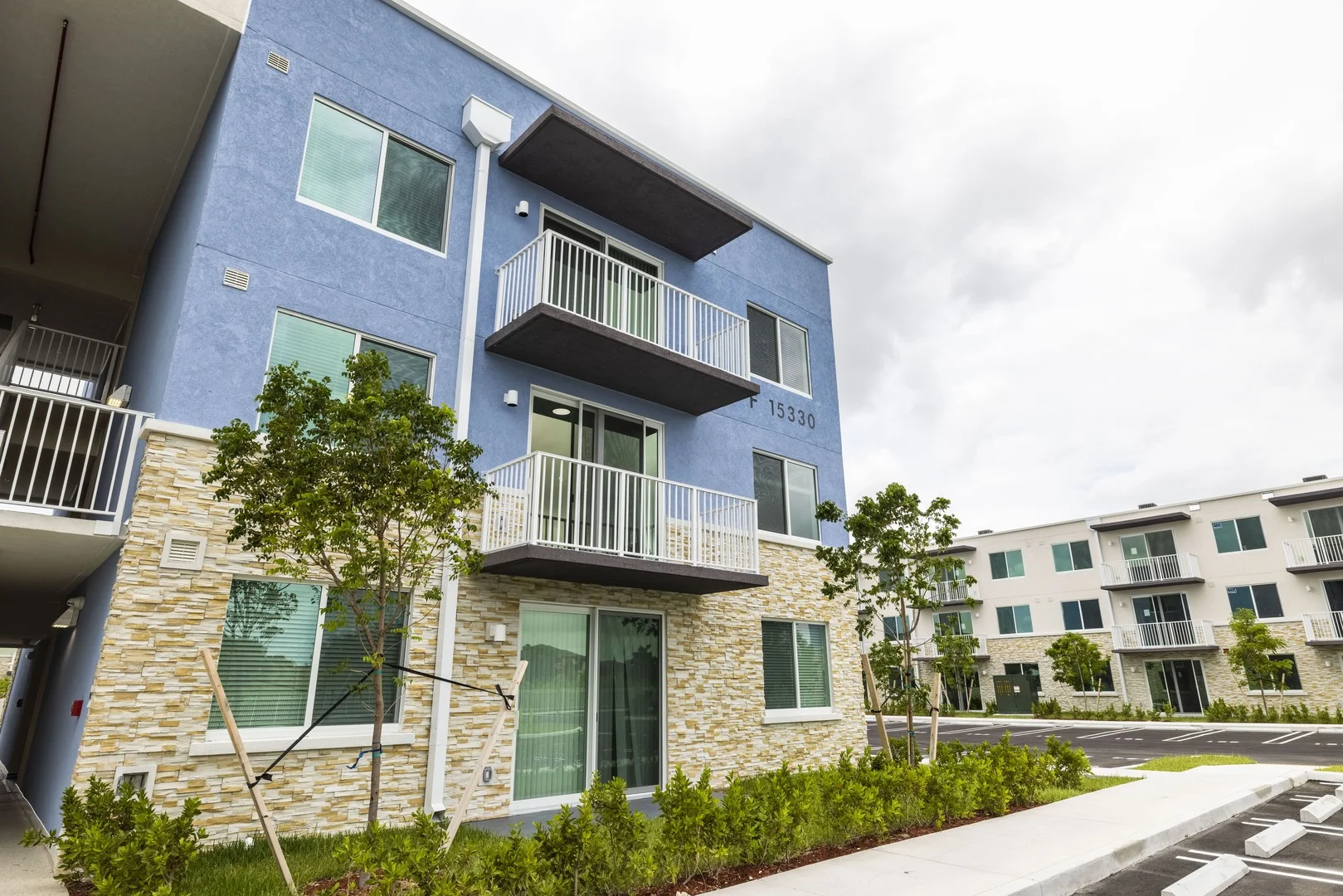 Resia Tamiami in Miami, FL