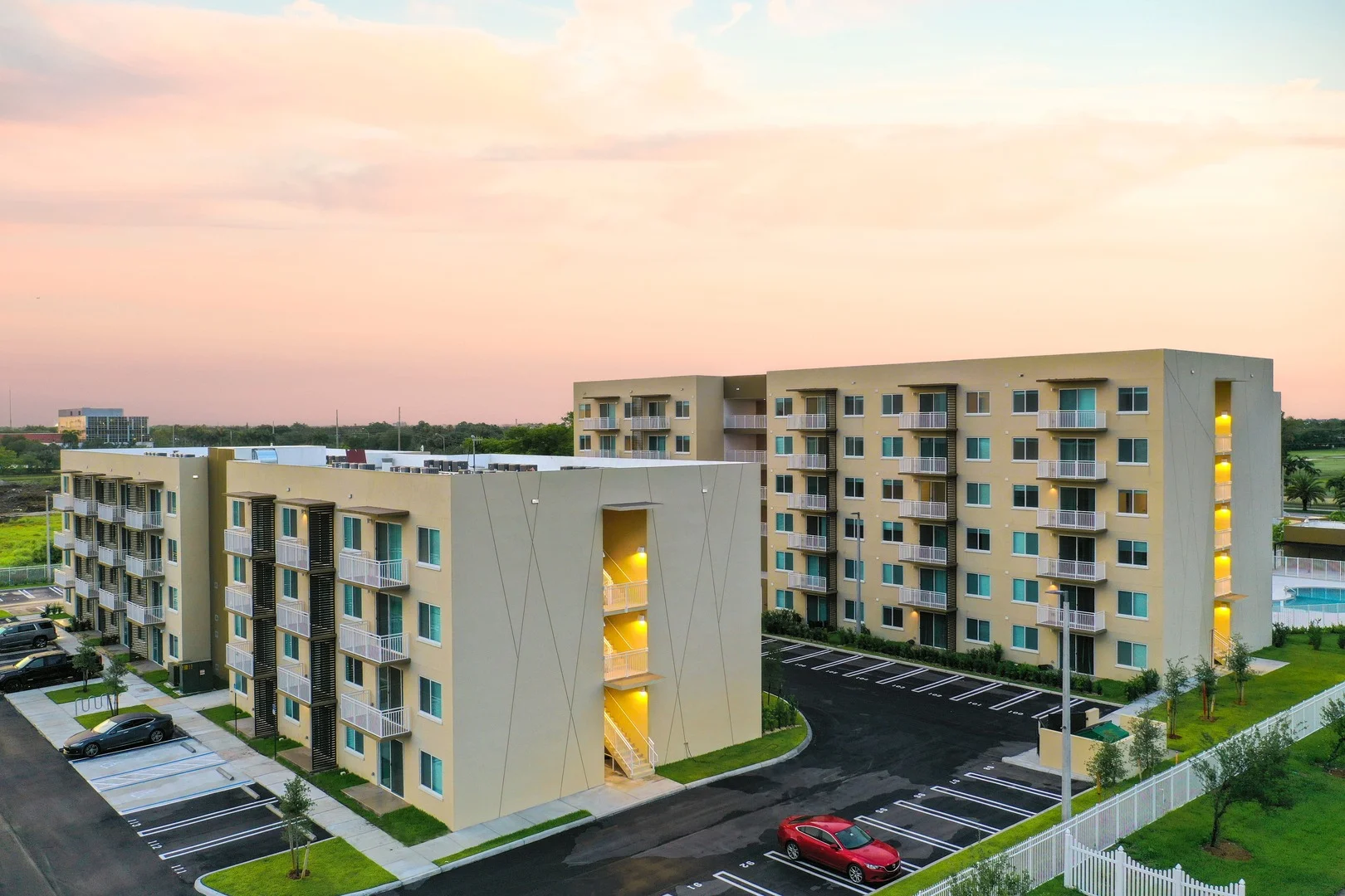 Resia Coral Reef in Miami, FL