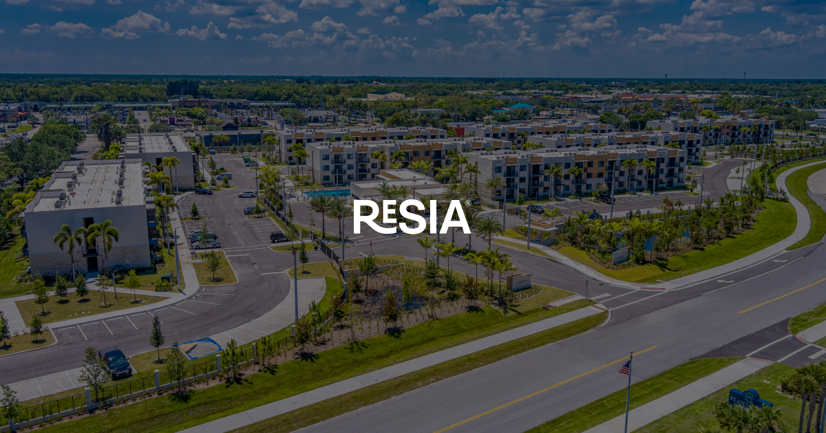 Resia Harbor Grove in Miami, FL