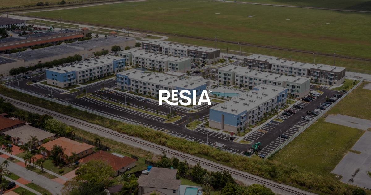 Resia Tamiami in Miami, FL