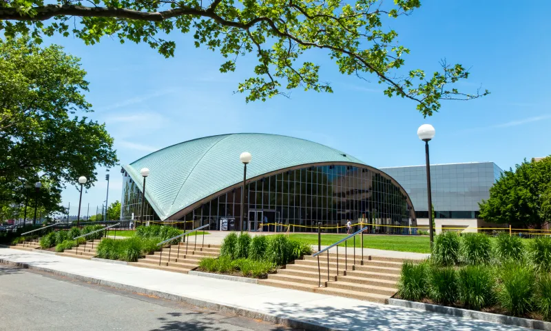 SBXi - We Back MIT Founders.