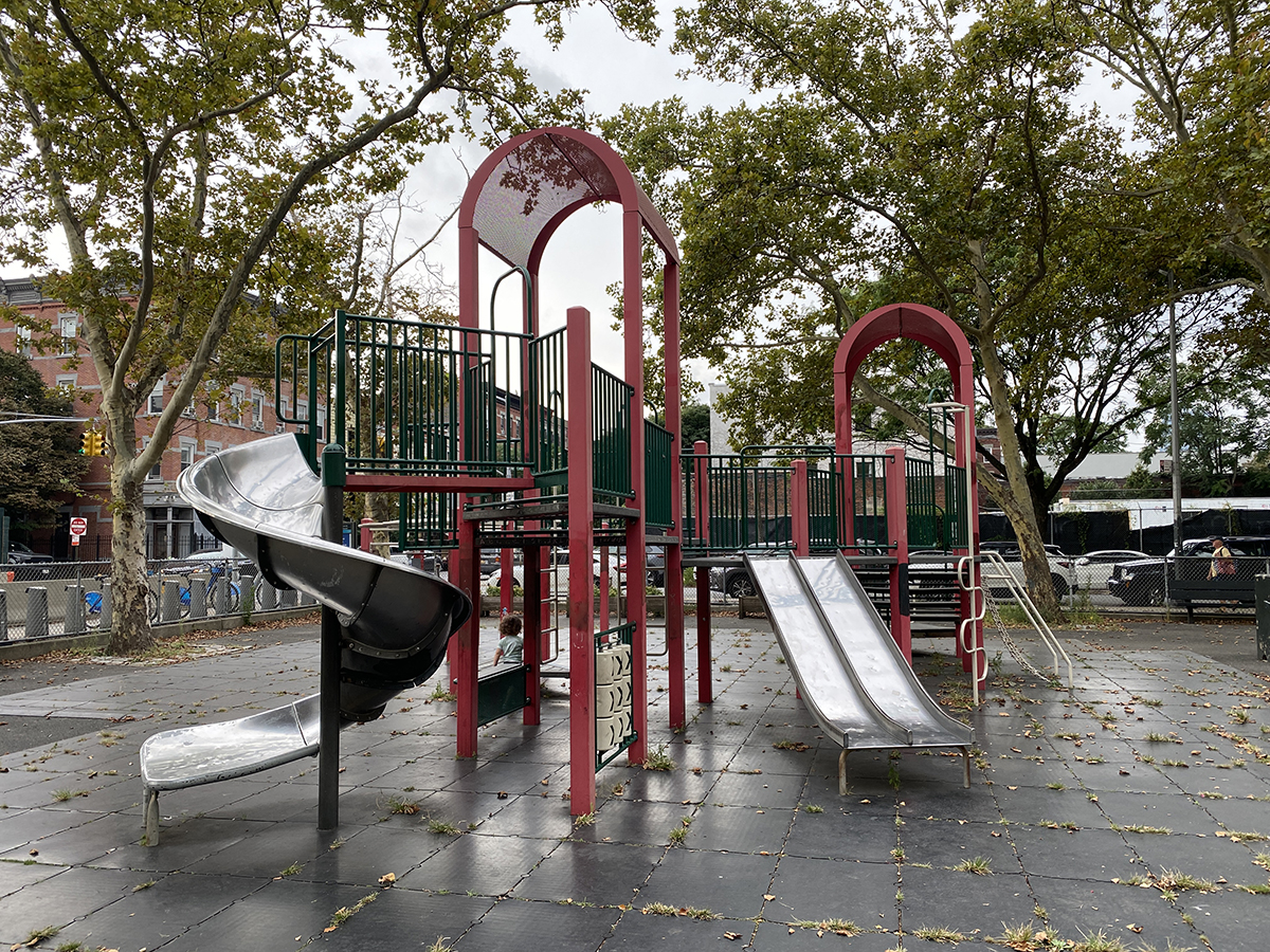 Greenpoint Playground - Brooklyn