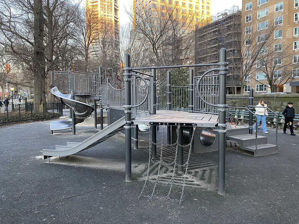 Bernard Family Playground - Manhattan