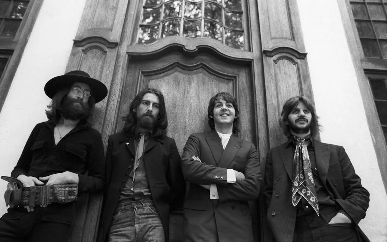 The Beatles Unveil Expanded Red and Blue Albums with 21 New Tracks from ...