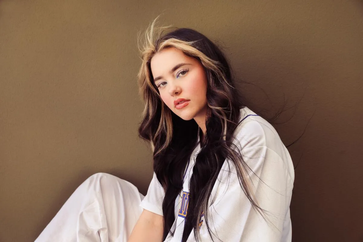 What We're Listening to: Lauren Spencer Smith, Zach Bryan, Olivia ...