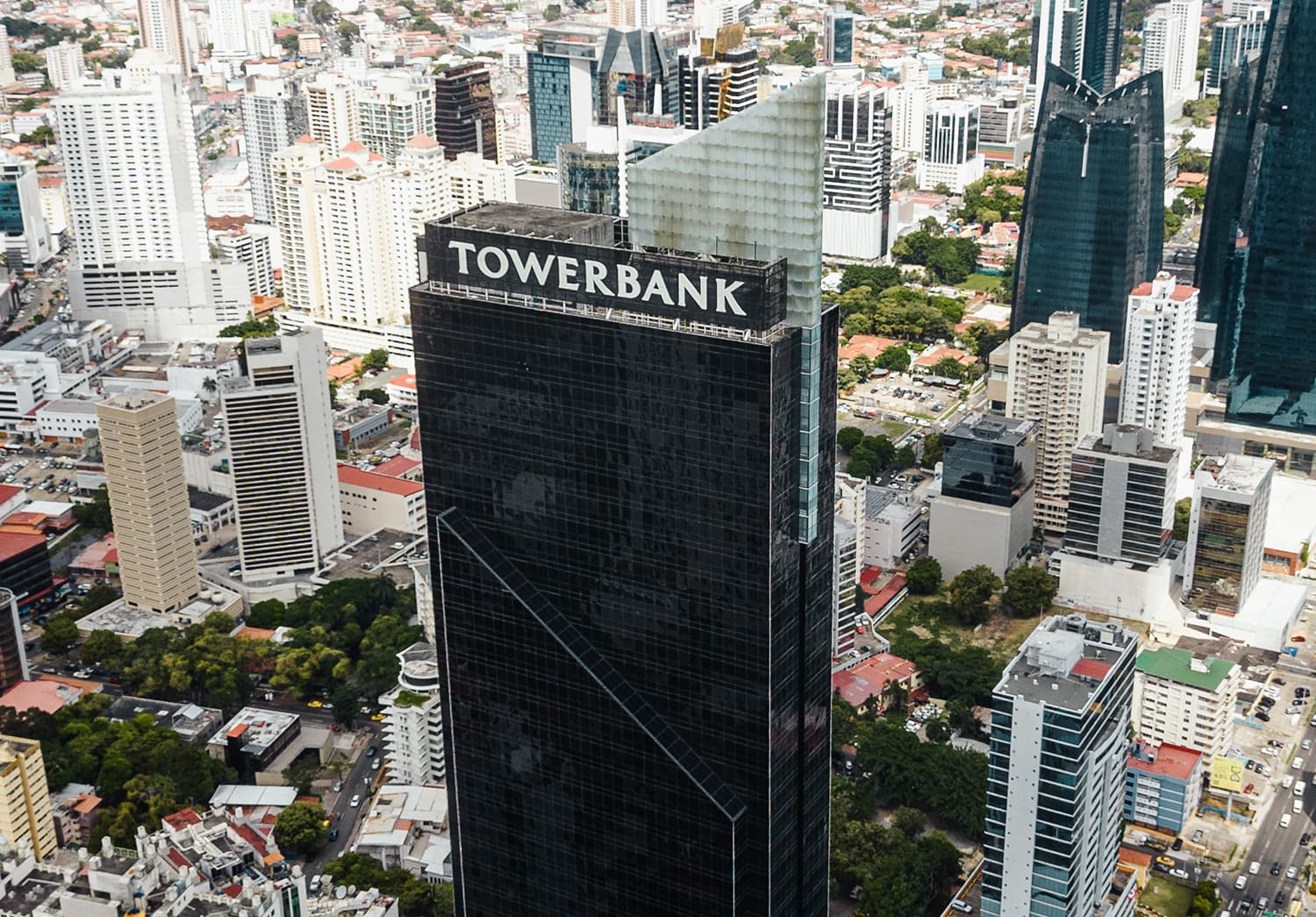 Towerbank - Contacto