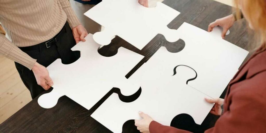 7 effective team building activities to engage your workforce | Blink