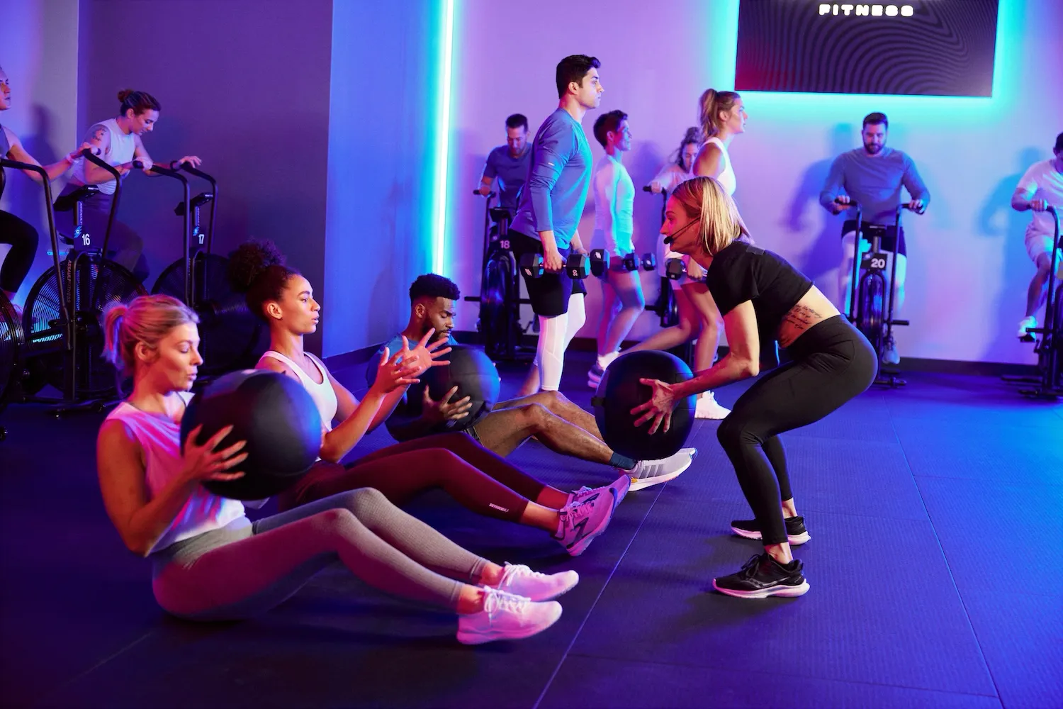 What’s the difference between a HIIT and a HIFT workout? | SUMHIIT Fitness