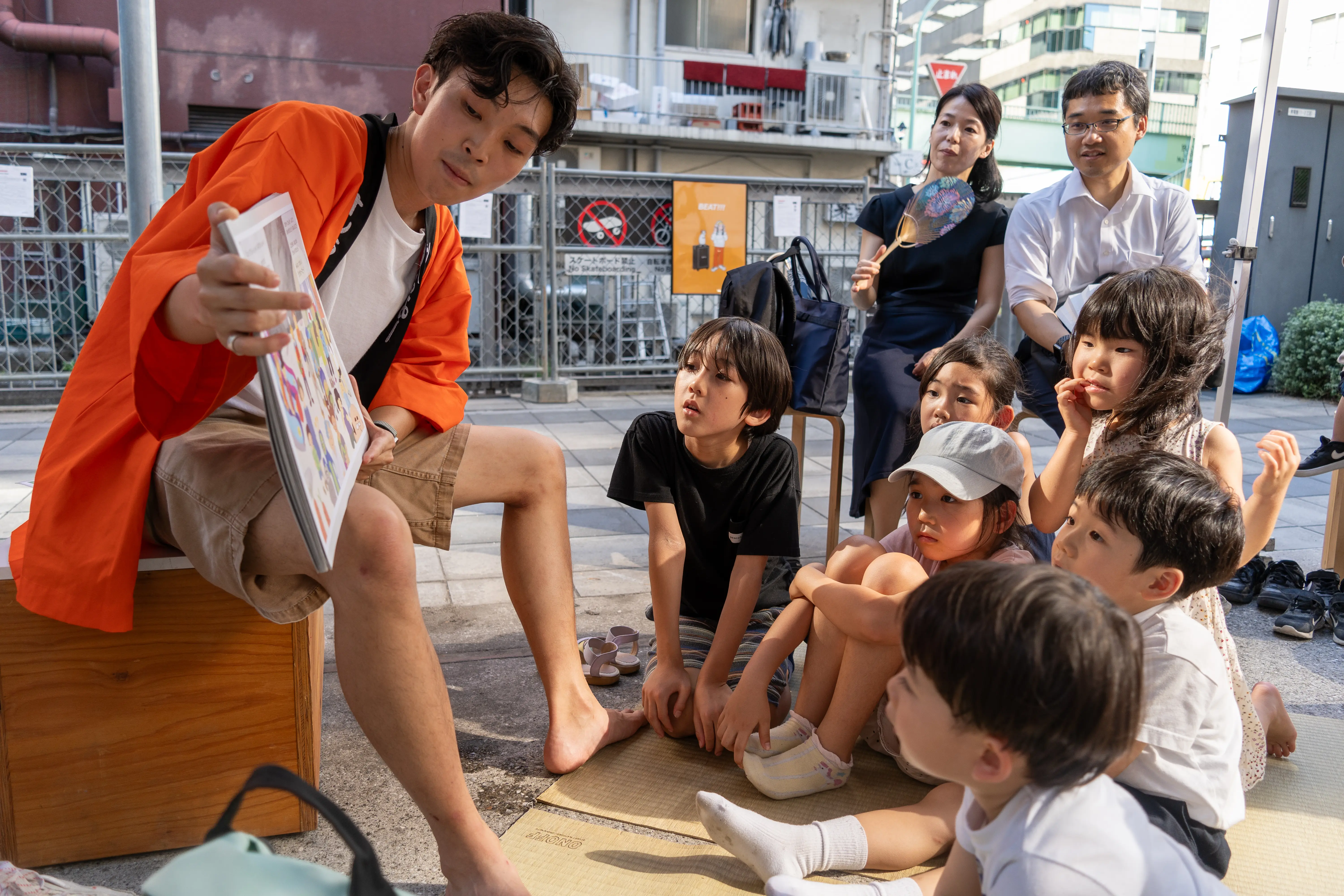令和の紙芝居屋さんが渋谷に登場。暑い夏を絵本とアイスで乗り切ろう！ 紙芝居屋さん in Shibuya -YOMY! News